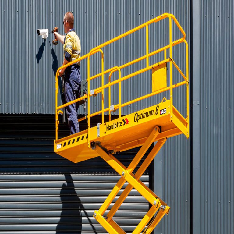Electric Scissor Lift – Nash Plant Group